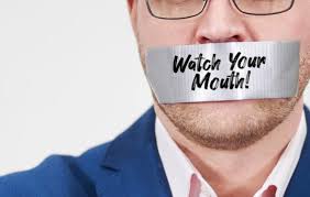 ماذا تعني "watch your mouth"؟ | قاموس الإنجليزية-العربية Lingoland